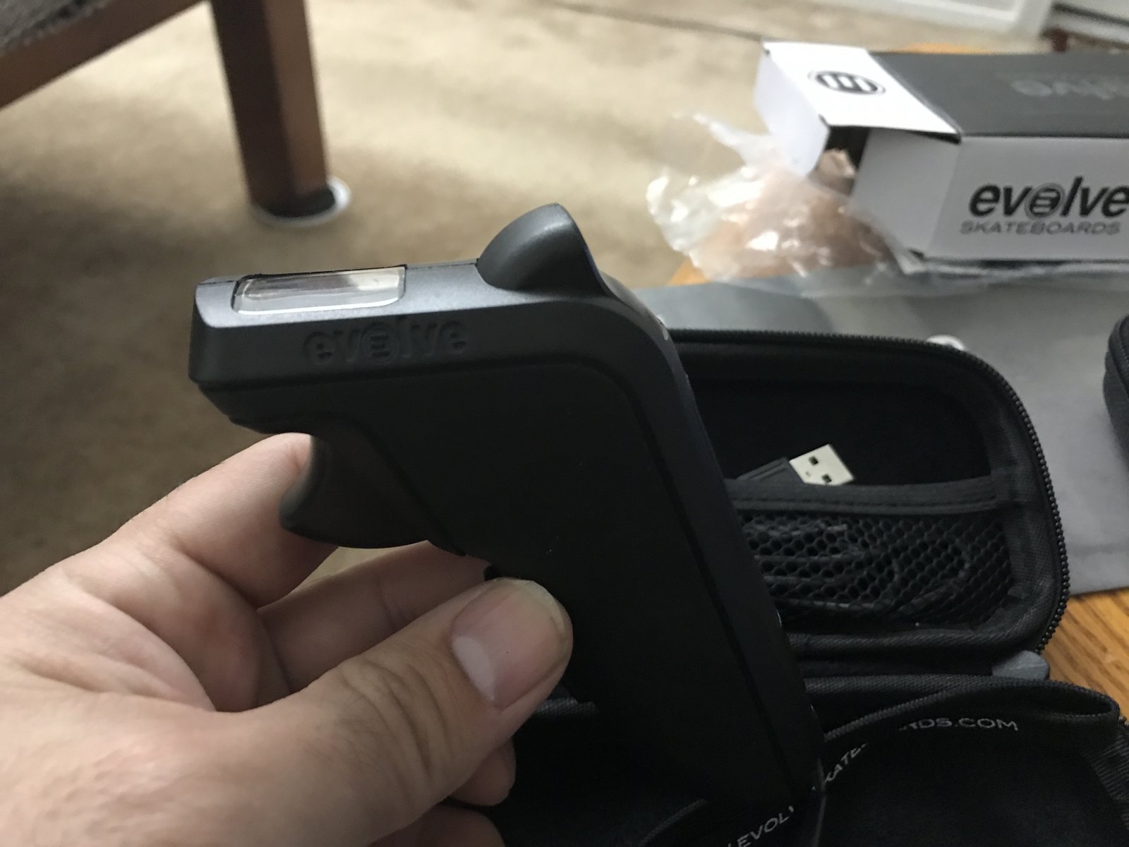 r2 remote | Electric Skateboard Forum - Evolve Skateboards