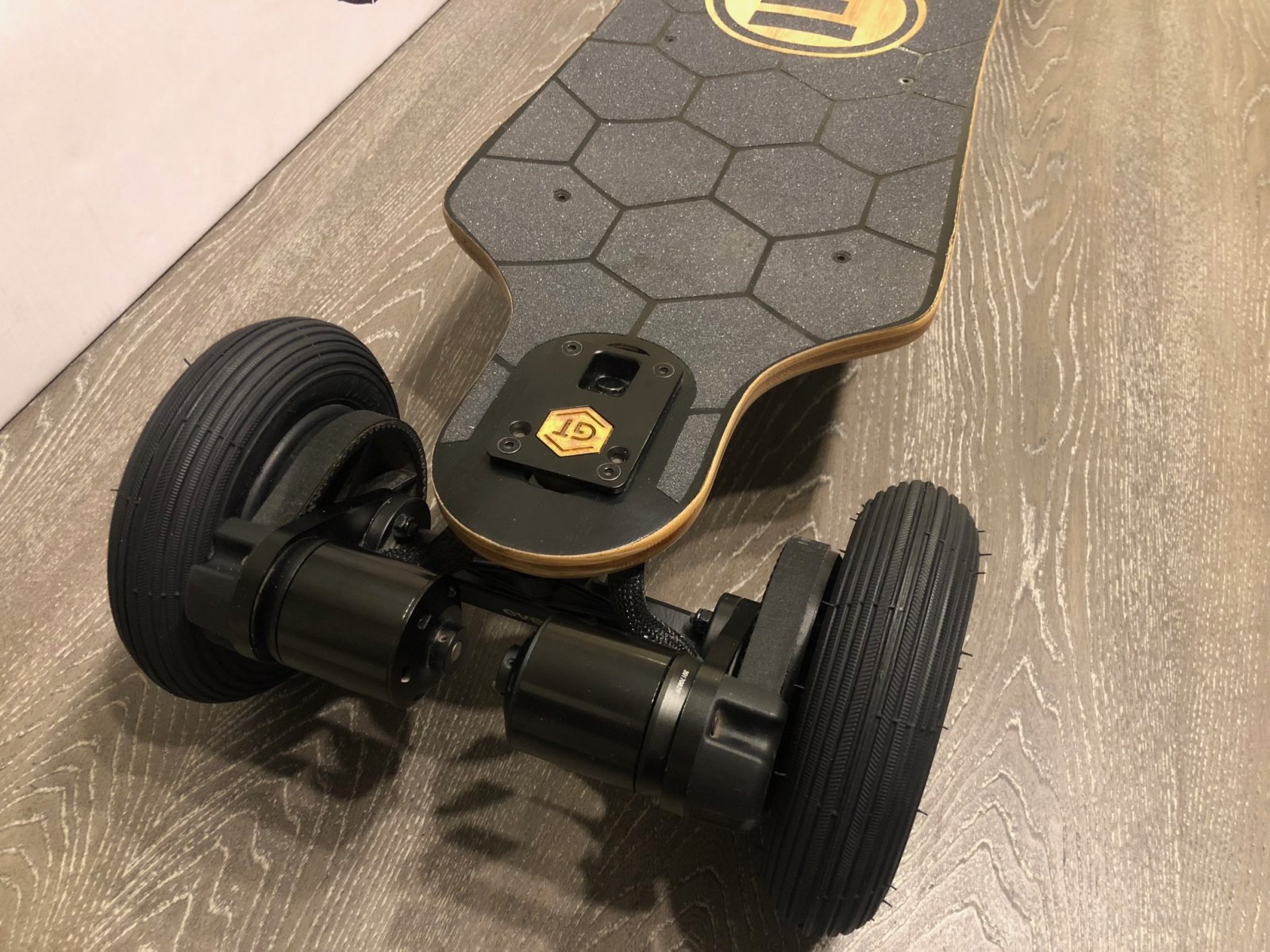 Sold - LIKE NEW Evolve Bamboo GTX All Terrain/Street 2 in 1 with R2 ...